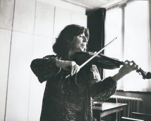 12 Viola tips for beginners | Stars & Catz